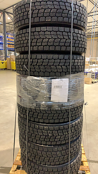 235/45R18 Triangle nastarenkaat 2 kpl. | Tori